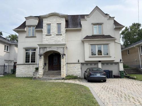 Luxury Home - Toronto