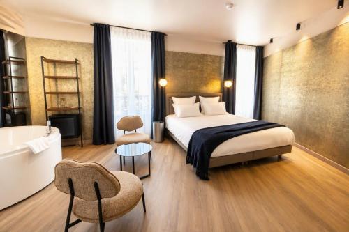 Flore Hotel & Jardin The Originals Relais - Auvergne