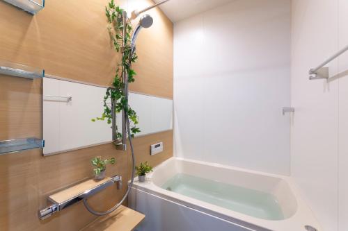 Shiori 栞 京都四条大宮 専用庭付き一棟貸モダン京町家 - Kyoto
