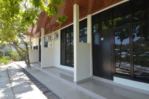 Apa Guesthouse - Labuan Bajo