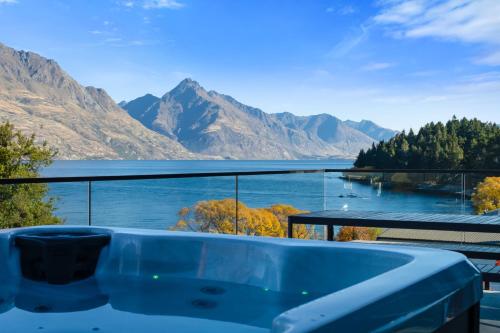 Rahiri Penthouse - Hot Tub - Sauna - Fireplace - 皇后鎮