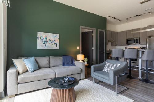 Landing Incredible 2bd Pool Clubhouse - Dayton, OH