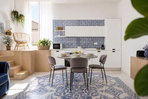 Le Amalfitane Living - Historic Centre Boutique Apartments - Vietri sul Mare