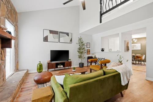 Heritage Haus - Stylish 2br W Deck Near Marietta Square, Dogs Ok - Marietta