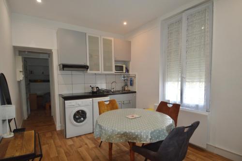 Appartement Proche De La Plage - Wifi, Bien Agence - Asnelles