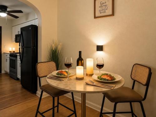 Stylish Capitol Hill Retreat With Meditation Corner, Private Dining Experience - Washington, D.C.