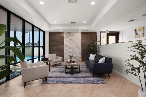 Shorefront 2br, Luxe Perks: Suntide Iii - Unit 704 - South Padre Island