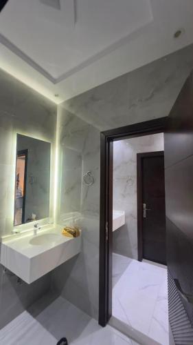 Luxury Big Majlis Room Ajman - シャールジャ