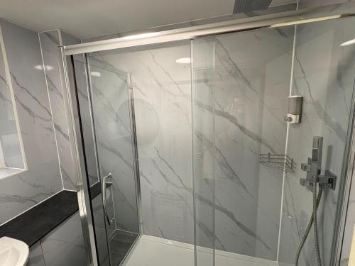 Aplacetostay Central London Apartment, Zone 1 Dow - Londres