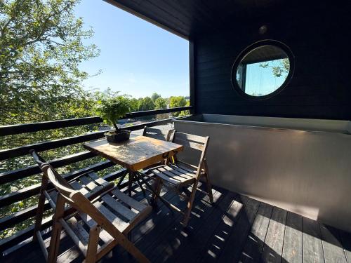 Unique Stay In Telliskivi Creative City With Private Sauna & Golf Simulator - Tallinn