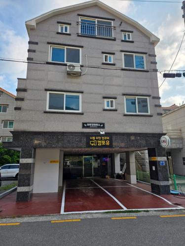 Aju Good House 아주굿하우스 - Tongyeong-si