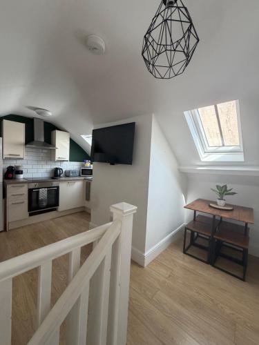 City Centre Lincoln Apartment, Historic Landmark & Canal View - Lincoln