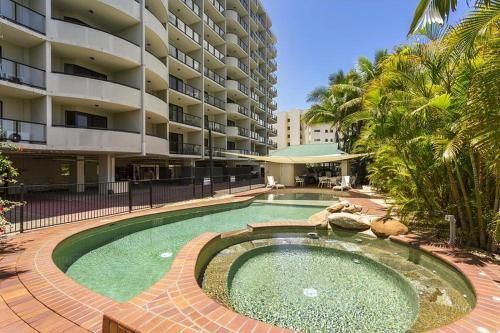 Palmer Street Marina Studio Marina Views, Pool & Prime Location - Townsville
