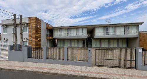 Perto Da Meia Praia E Do Pier Com Cozinha Garagem Ar Wi-fi E Enxoval - Casa Olinda - Porto Belo