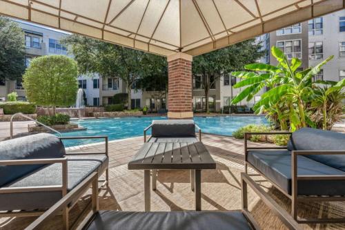 Stunning, King And Full Bed, Workerfriendly, Pool With Gym - コッペル, TX