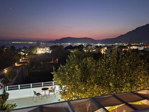 Pounedes Luxury Suites - Rhodos