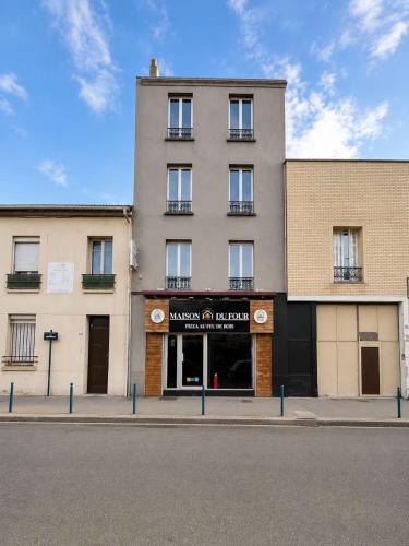 Hotel De La Gare - Les Lilas