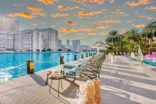 Modern 1br - Bay View - Resort Amenities & Pool - Miami Gardens, FL