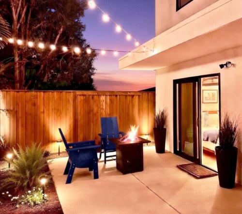 2026 Award Winner, Luxe 2br, Steps To Sand & Pier, With Fire Pit, Ac And Parking - Newport Beach, CA