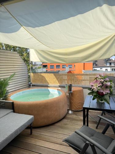 Executive Maisonette Penthouse Loft, Rooftop Pool, Central Hannover And Direct Messe Connection - Hannover