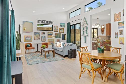 Newly Remodeled Ob Beach House Walk To All Parking - Bermuda Beach, CA