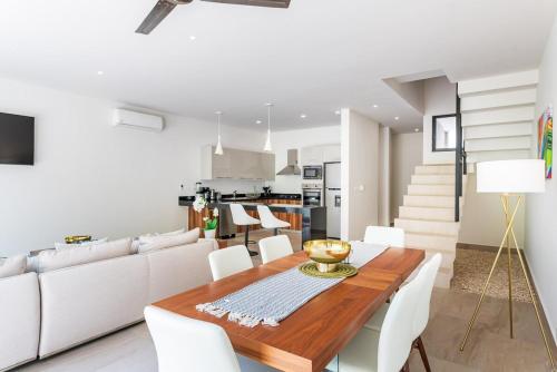 Entire House- 3br With Private Roof Top Deck - Playa del Carmen