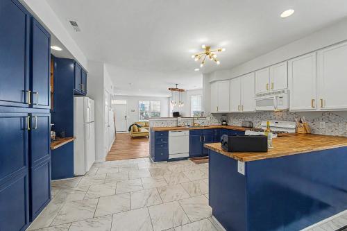 Exquisite! Luxury Beach Retreat Steps To Boardwalk, Beach, Nightlife & Casinos - Atlantic City, NJ
