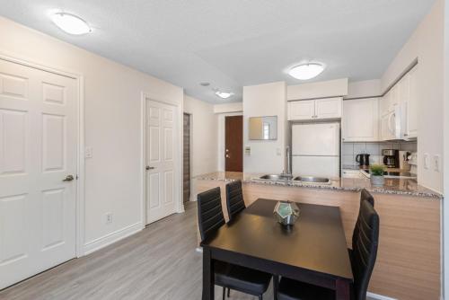 Stylish 2br With Great View! Steps From Square One - Toronto