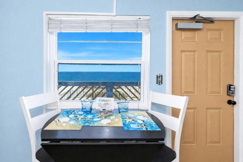 Chateau 8w - Belleair Beach, FL