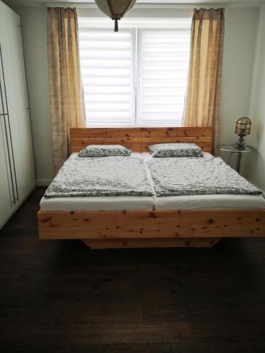 Centrally Located Spacious Flat Close To Rhine - Bonn