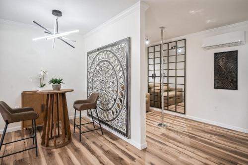 Clair De Lune Studio A Charming Kokomo Stay - Kokomo, IN
