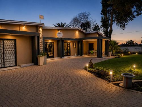 54 River Logde - Mokopane