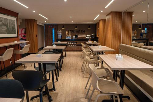 Hotel Continental Byhours - Bogota