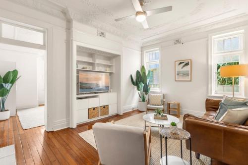 Art Deco Coogee Apartment 5-min Walk To Beach - Coogee