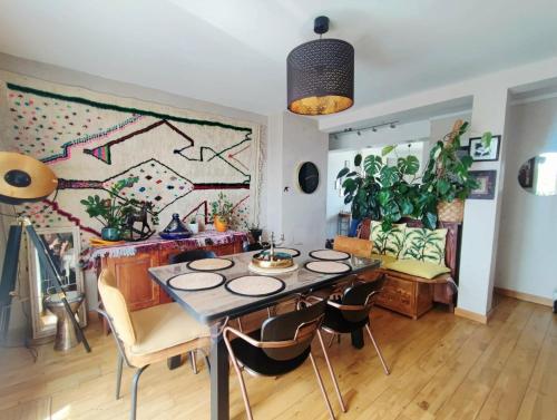 Cathedral View & Private Parking - 80m2, 2 Chambres Et Terrasse - Reims