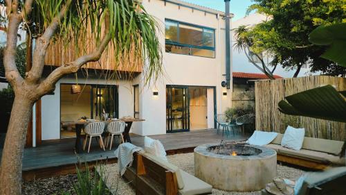 Salt - Jeffreys Bay
