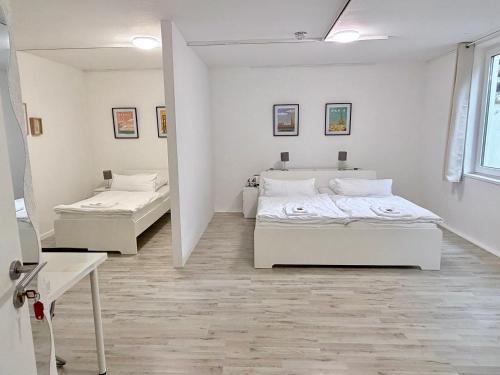 Kleines Doppelzimmer Raum 1 - Solingen