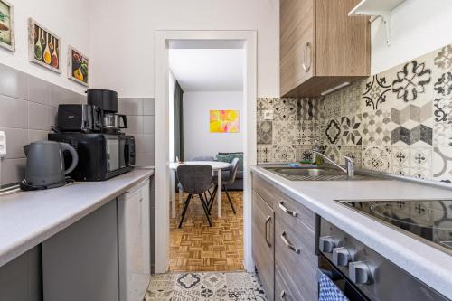 Art Home - Apartment Mit Balkon - Duisbourg