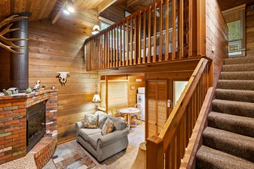 Rustic Cabin For 2 In Oak Creek Cabin Sycamore - Oak Creek Canyon, AZ