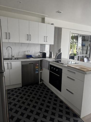 Airport Guesthouse - Queenstown