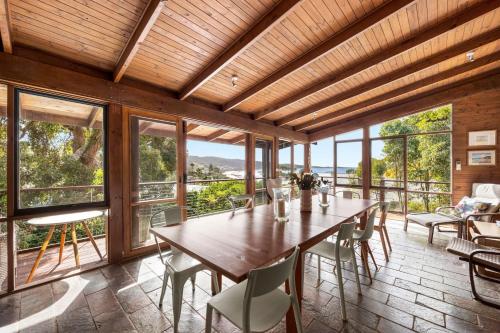Bay Vista - Lorne