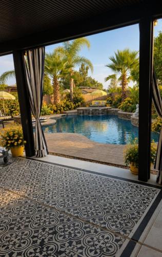 Vino Villa Large Home Sleeps 10! Large Salt Water Pool/spa - Lake Elsinore, CA