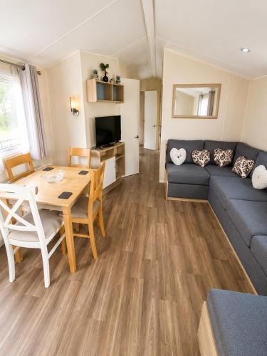 Singh Leite Holiday Home Pco - Mersea Island