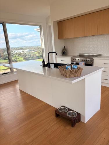 Brand New Beach Escape - Warrnambool
