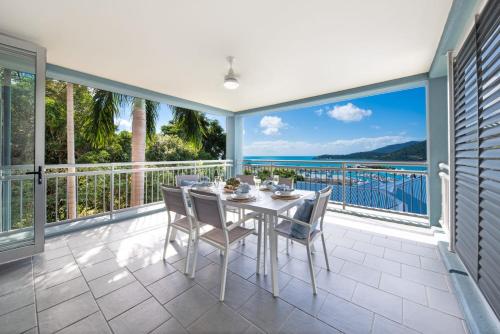 Coastal Charm On Airlie - Airlie Beach