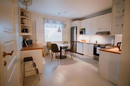 Modern Family Apt With Balcony, Free Parking, Wifi & Ac - Lappeenranta