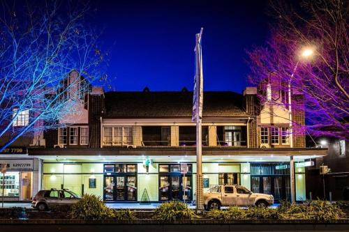 Tourist Hotel Queanbeyan - Canberra