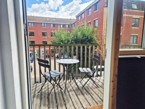 Carmen Suite Ecopod Treehouse In The City Centre - Bristol