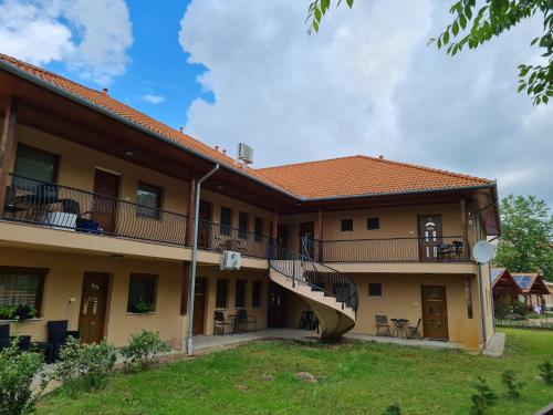 Cserke Origo Apartman - Cserkeszőlő