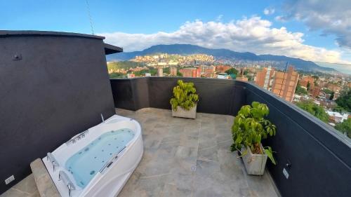 Hotel Ryo 74b Suites - Medellin, Antioquia, Colombia